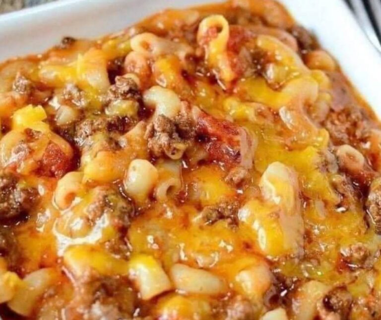 Cheesy Baked Goulash - Viral Recipes