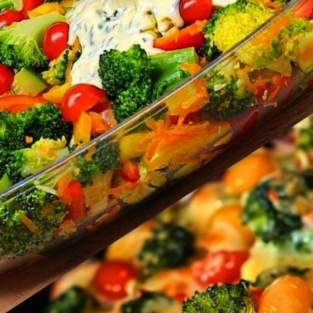 Creamy Baked Broccoli with Tomatoes and Kale - Viral Recipes